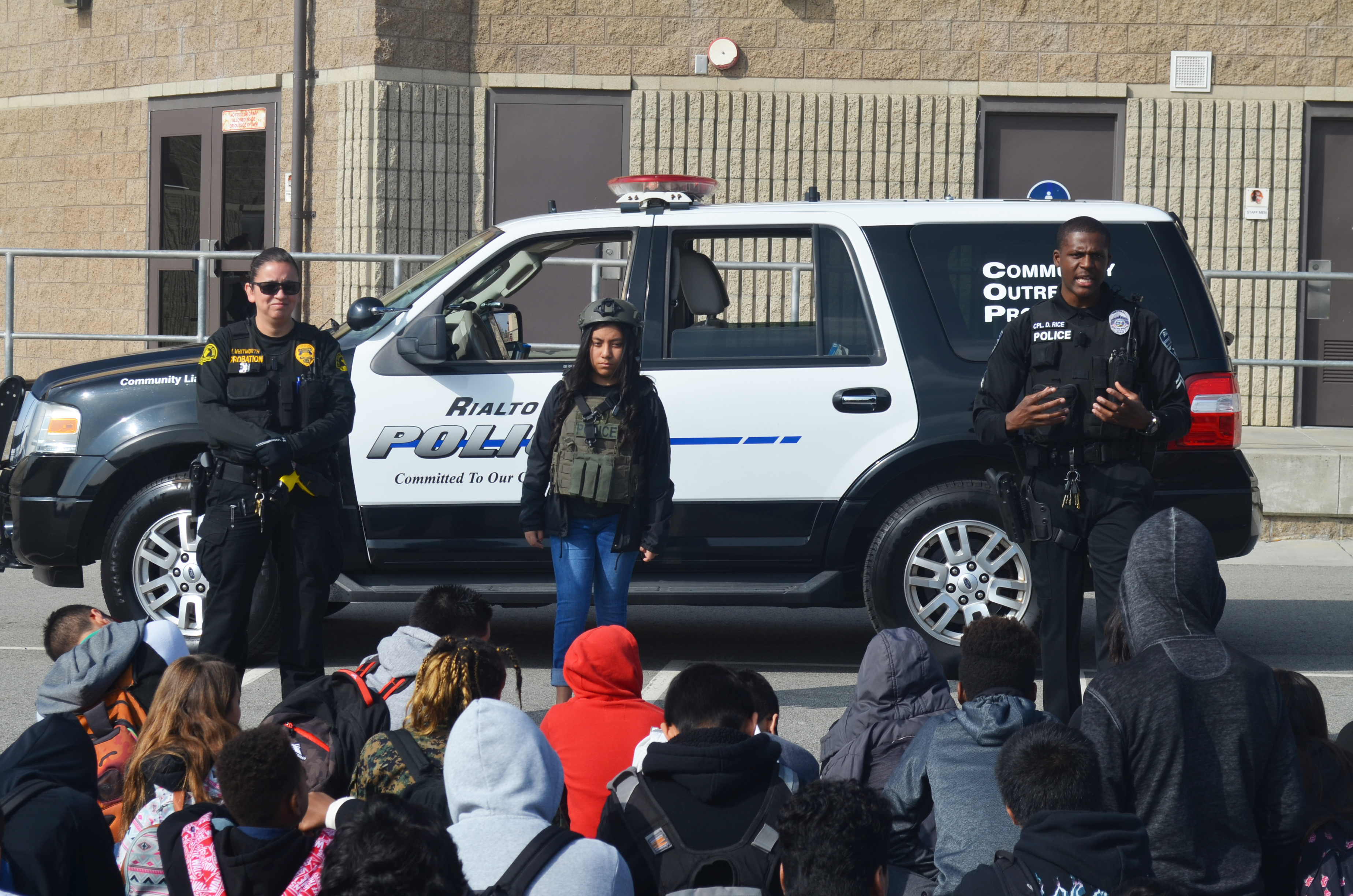Rialto Middle School Holds Annual Career Day Inland Empire Community News Rialto Middle School Holds Annual Career Day Inland Empire Community News