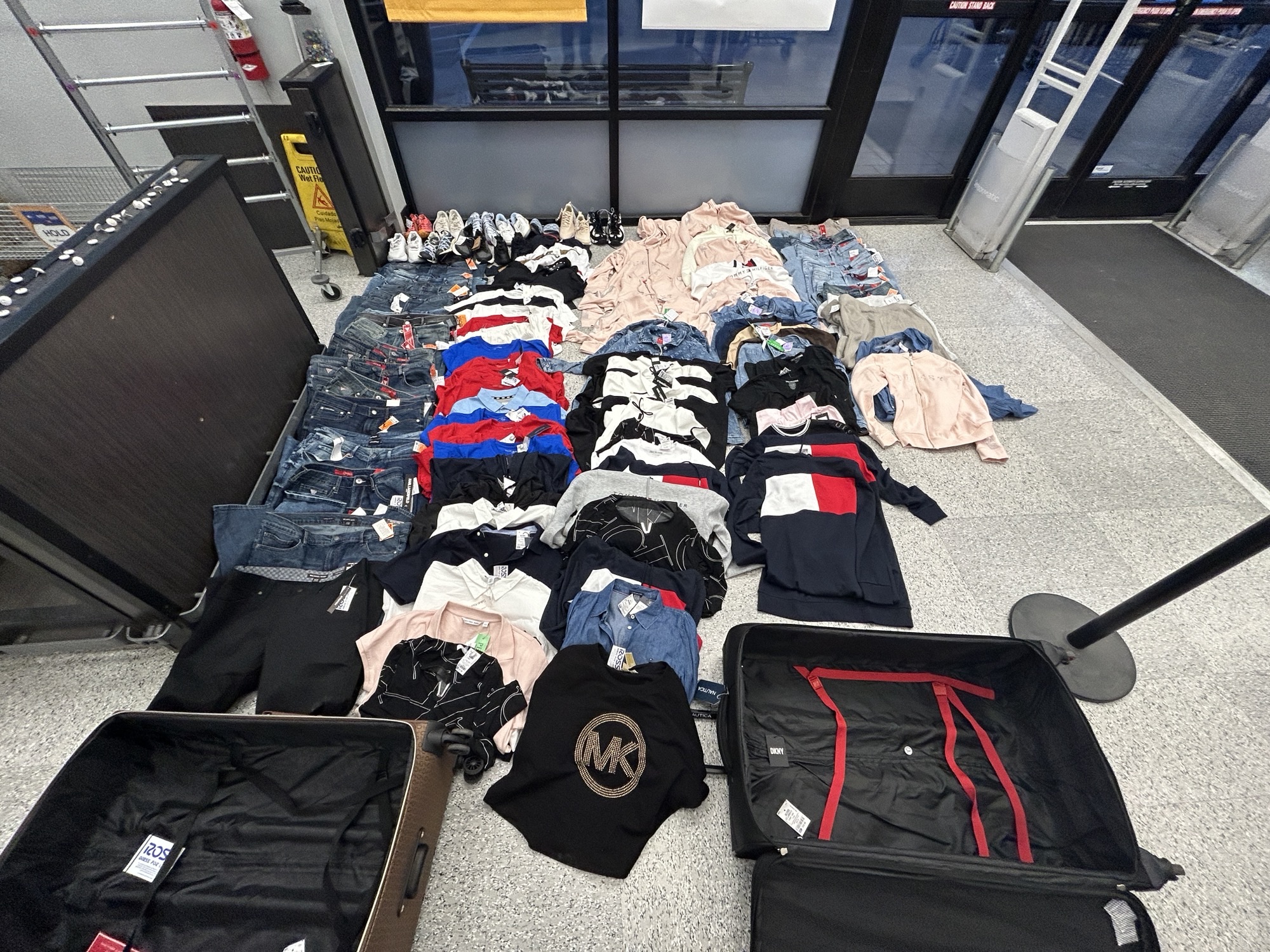 Redlands Retail Theft Bust 11 Arrested 7 600 In Stolen Goods